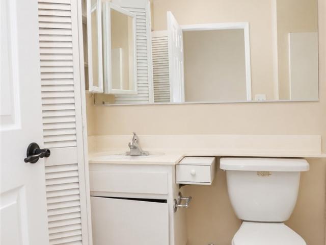 27919 Sarabande Ln, Unit 422, Canyon Country, CA 91387 | MLS #GD26159
