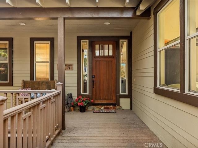 27920 Matterhorn Dr, Lake Arrowhead, CA 92352 | MLS #CV26011