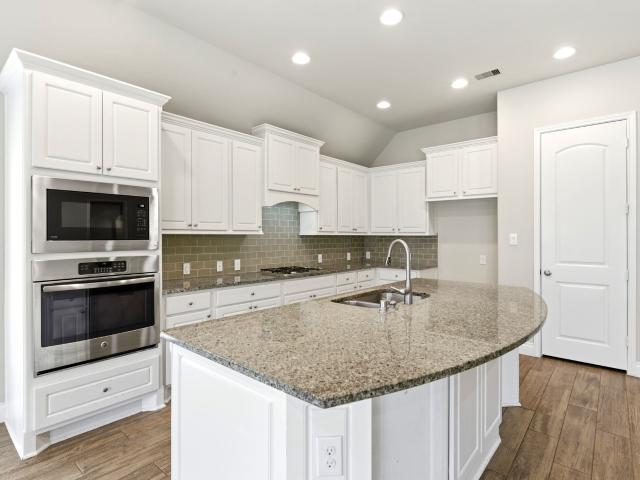 27922 Arden Trail