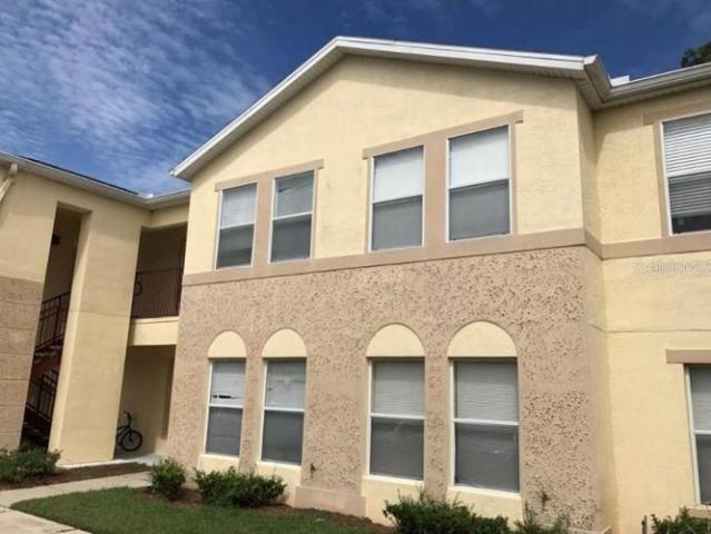 2792 Club Cortile Cir #B Kissimmee, FL 34746