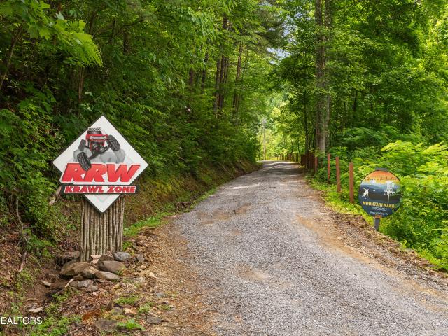 2792 Happy Hollow Rd, Sevierville, TN 37862 | MLS #1346