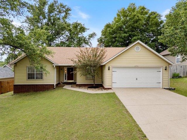 2793 N Raintree Dr, Fayetteville, AR 72703