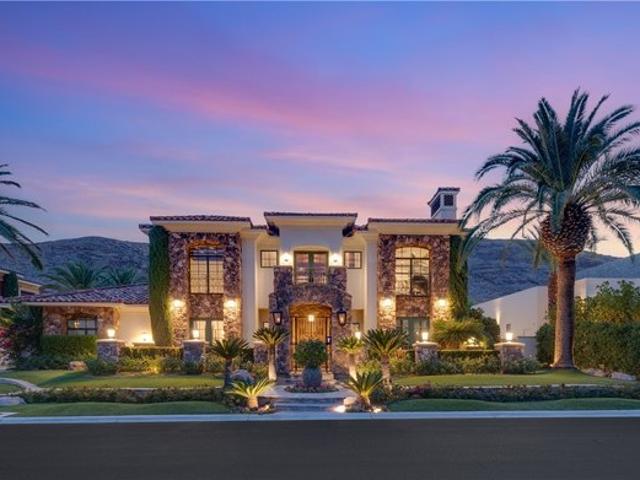 2793 Red Arrow Dr, Las Vegas, NV 89135
