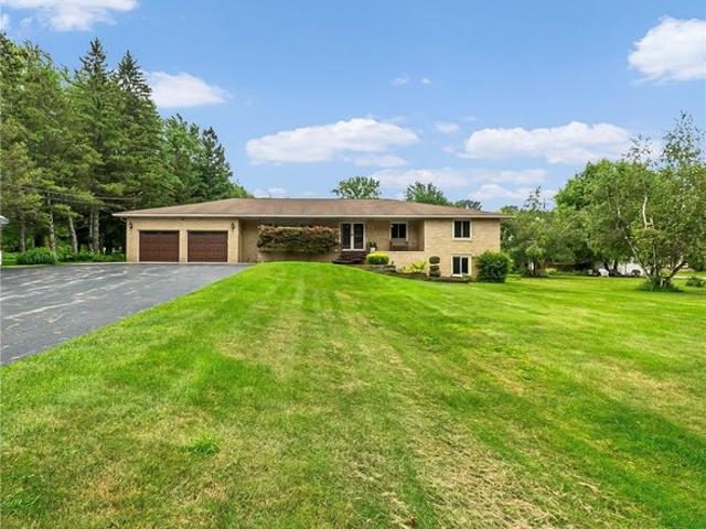 2793 Ridgeway Ave, Greece, NY 14626