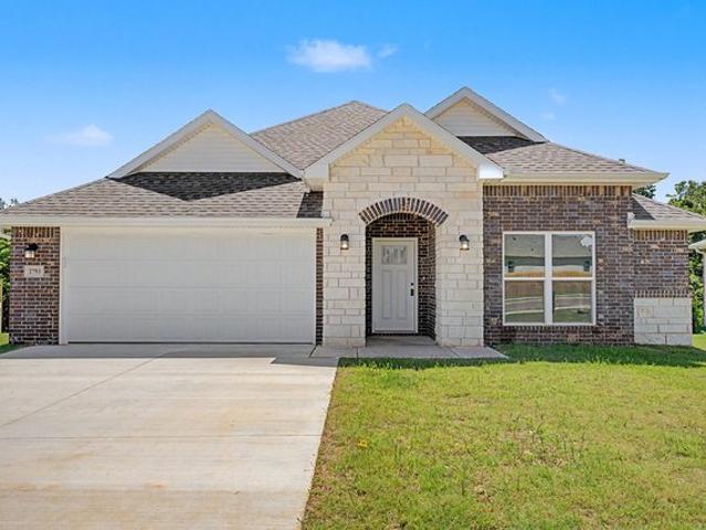 2793 Roe Deer St, Springdale, AR 72762