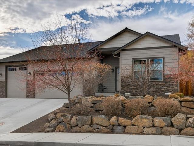 2793 SW 33rd St, Redmond, OR 97756