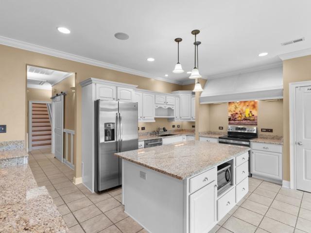 2793 Sanctuary Blvd