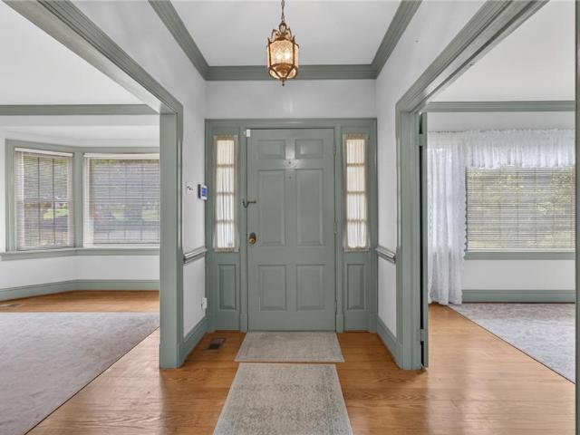 279 Colonial TRL E