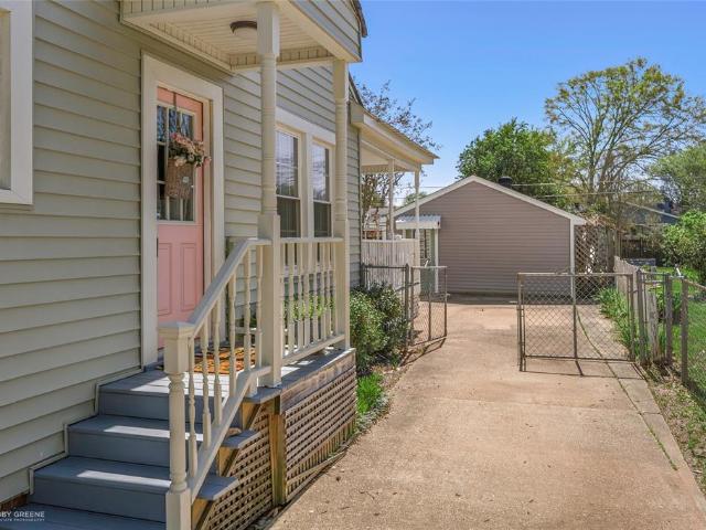 279 Carrollton Avenue