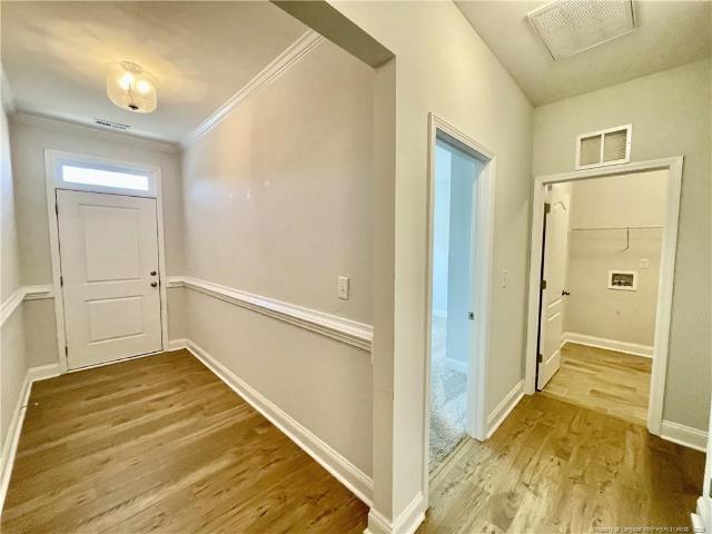 279 Cromwell Court