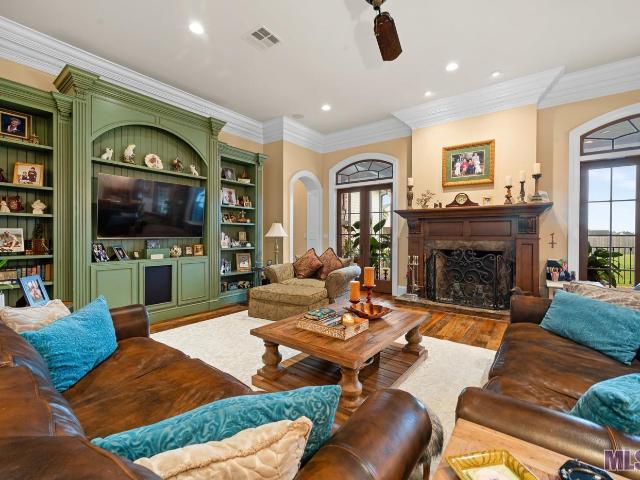 279 Ashburn Dr, Schriever, LA 70395 | MLS #BY2024021