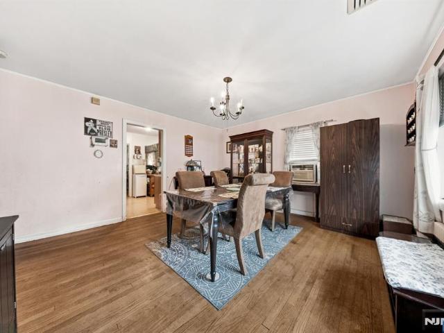 279 Bergen Boulevard