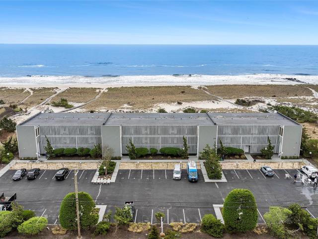 279 Dune Road 2