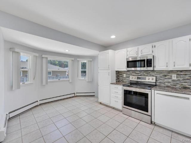 279 Haven Avenue