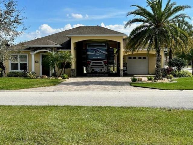 279 Laynewade Rd, Polk City, FL 33868