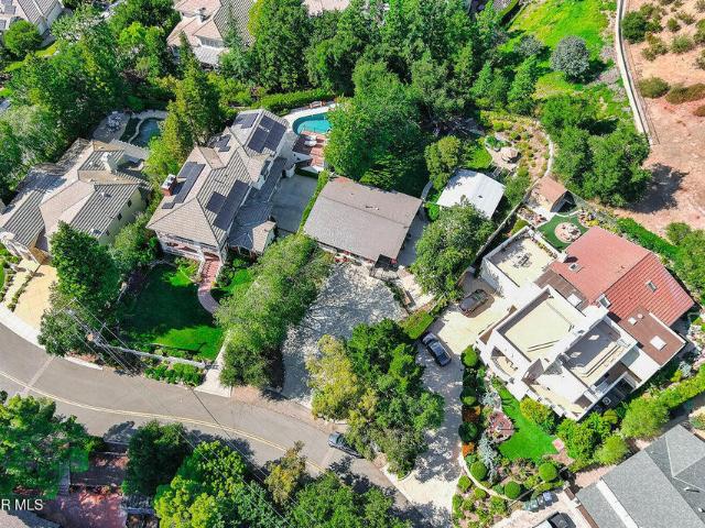 279 Lake Sherwood Drive