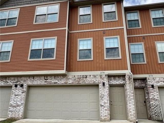 279 S Breakwater Ln, Fayetteville, AR 72704