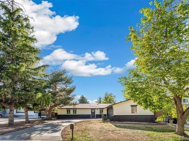 279 S Revere St, Aurora, CO 80012