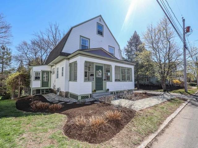 279 Sagamore St, Manchester, NH 03104