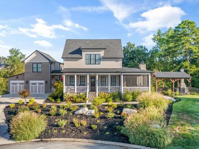 279 Serenity Dr, Harriman, TN 37748