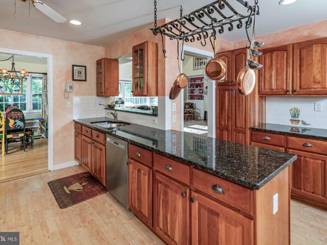 279 River Road