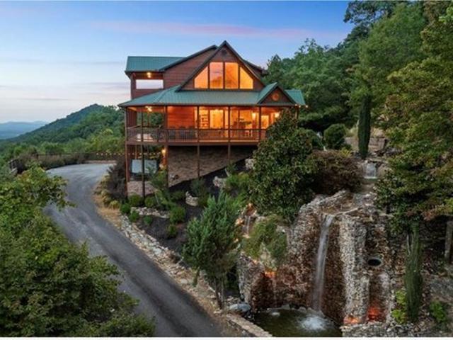 279 Rising Star Ln, Mineral Bluff, GA 30559
