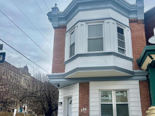 279 W Sheldon Street