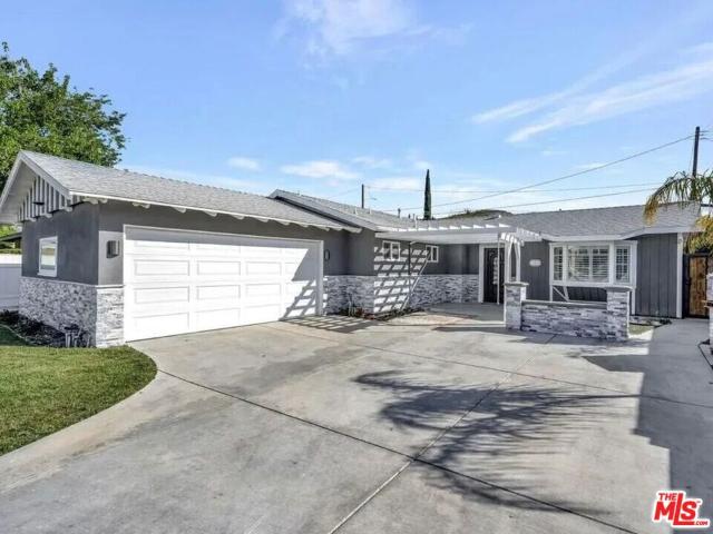 28040 Ermine Place