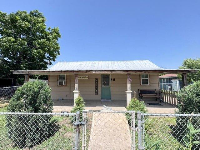 2804 Main Ave, Laredo, TX 78040