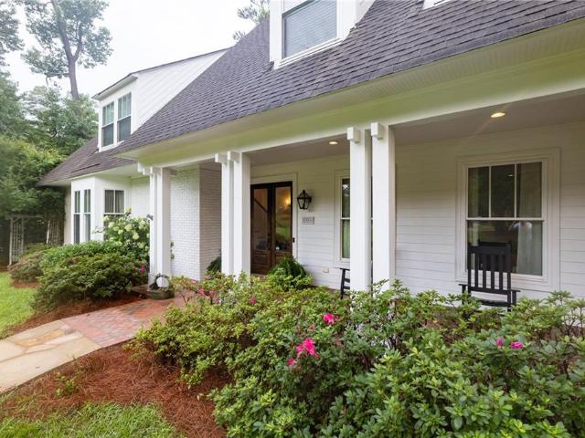 2804 Margaret Mitchell Drive NW