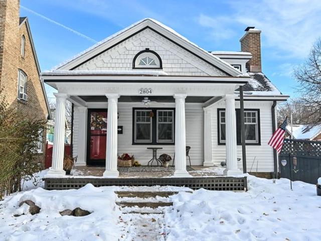 2804 N Grant Blvd, Milwaukee, WI 53210