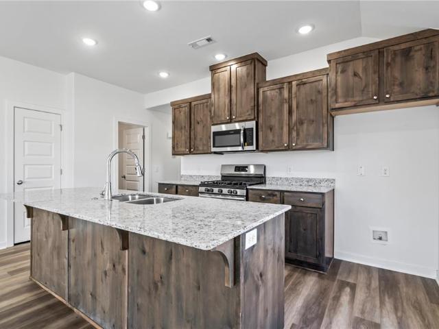 2804 N Teresa Drive