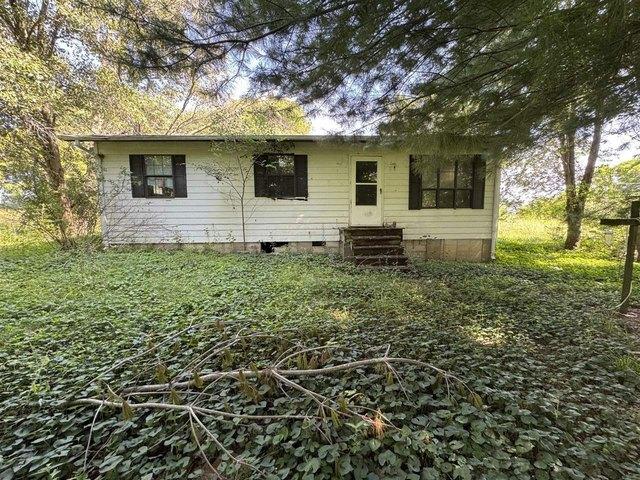 2804 Old Lexington Rd, Cave City, KY 42127