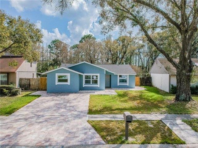 2804 Cedaridge Dr, Tampa, FL 33618