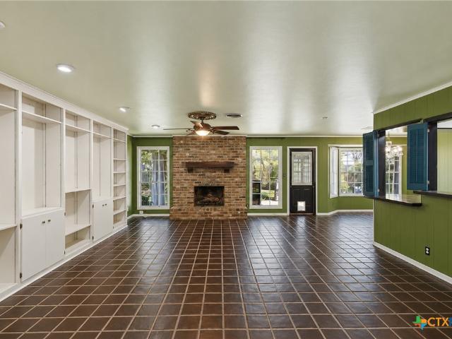 2804 E Loma Vista Avenue
