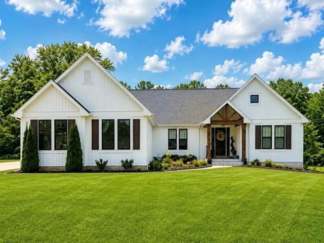 2804 Heather Wood Ln, Festus, MO 63028
