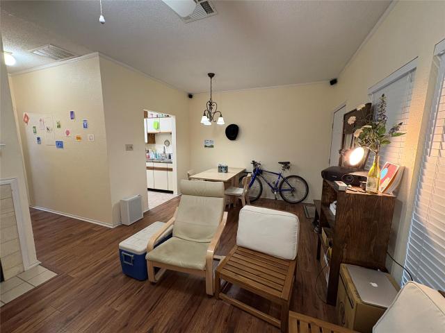 2804 Rio Grande St # 306