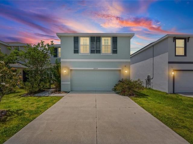 2804 Rock Sound St, Bradenton, FL 34208