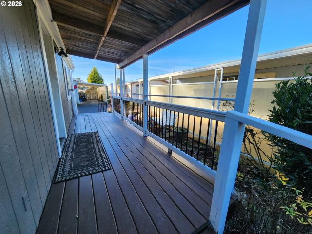 2804 se courtney ave # 12