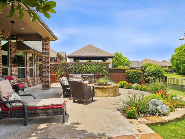 2804 Sherwood Drive
