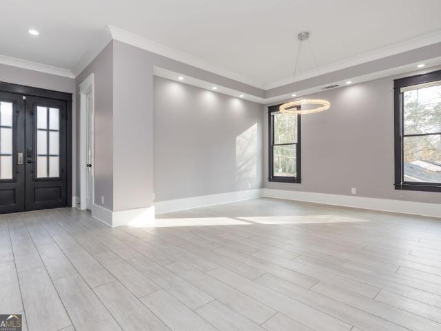 2804 Skyland Drive NE