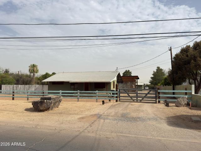 2804 w belmont avenue
