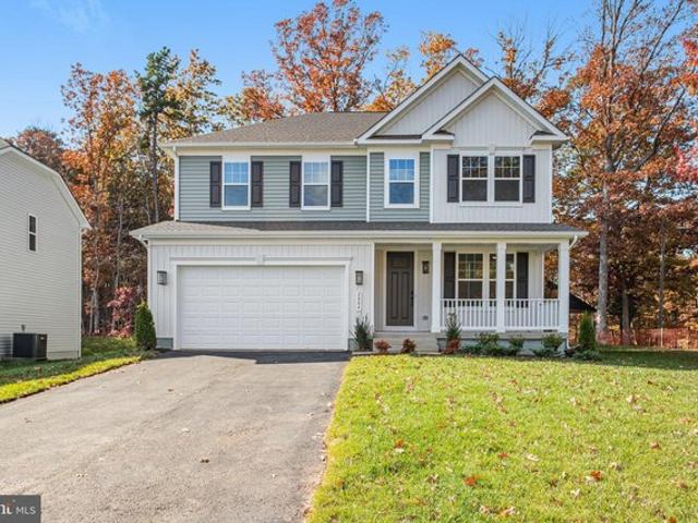 2804 White Tail Dr, Locust Grove, VA 22508