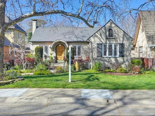 2804 26th St, Sacramento, CA 95818