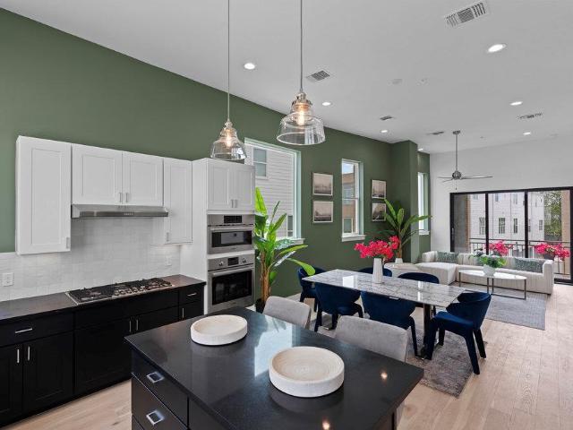 2805 McCurdy St # 10