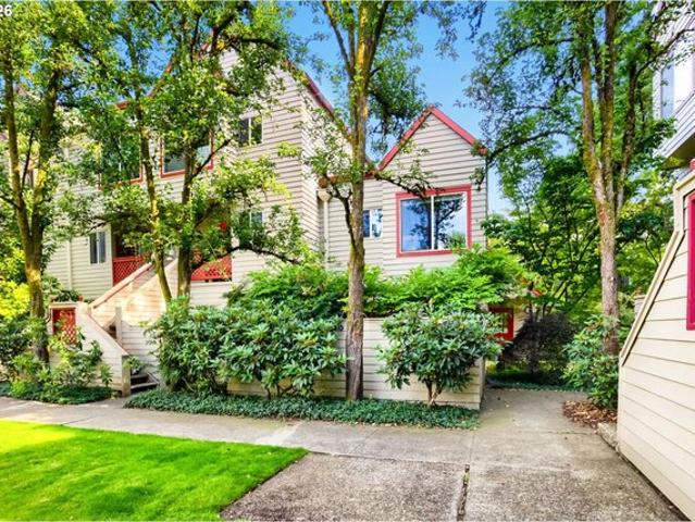 2805 NW Upshur St Apt J, Portland, OR 97210