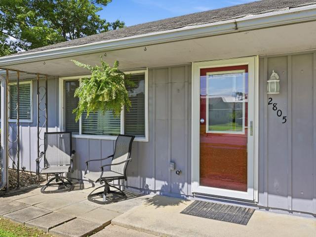 2805 N Belmont Drive