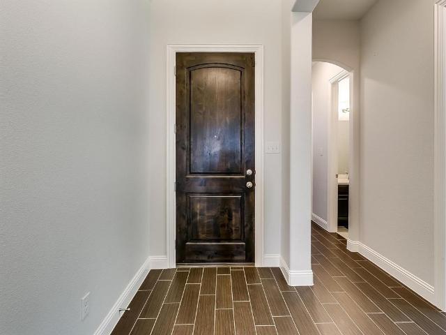 2805 Newsom Ridge Drive