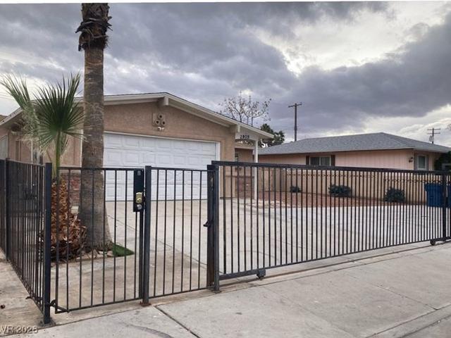 2805 Alcoa Ave, Las Vegas, NV 89102