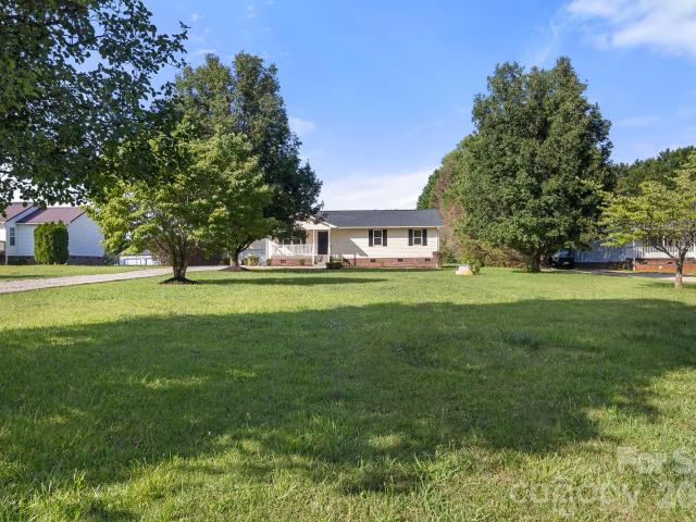 2805 Chester Highway